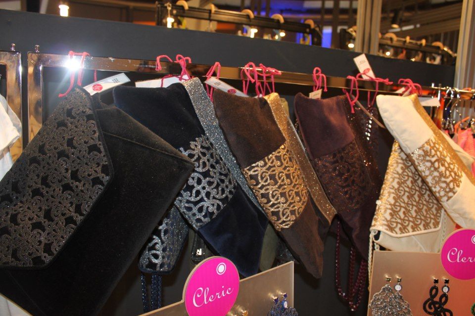 Abbigliamento e moda scarpe | Offerte fashion su Drezzy